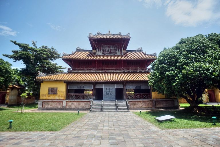 Le The To Mieu - temple de la dynastie Nguyên - Agence de voyage ...