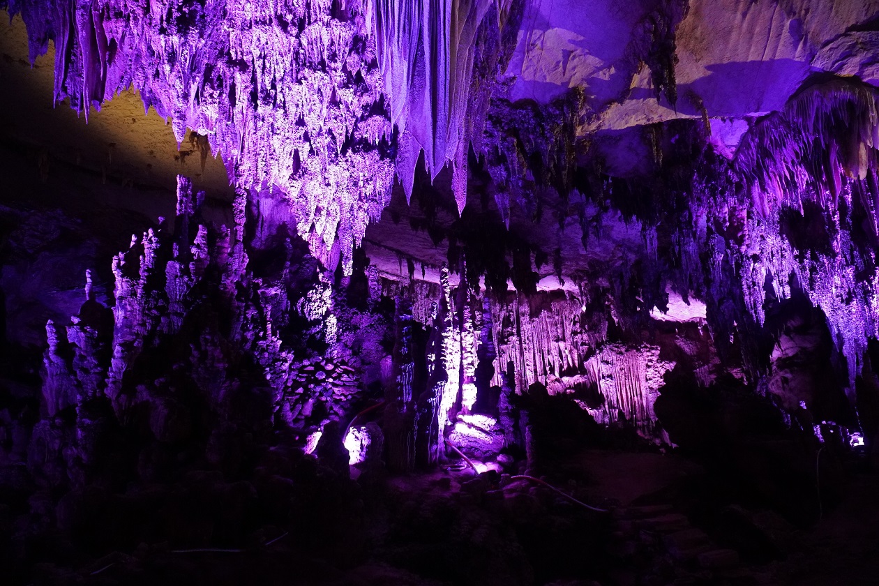 Découverte de la Grotte de Hua Ma à Ba Be - Agence de voyage ...