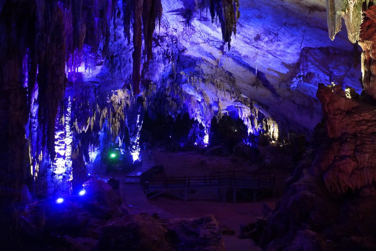 Découverte de la Grotte de Hua Ma à Ba Be - Agence de voyage ...