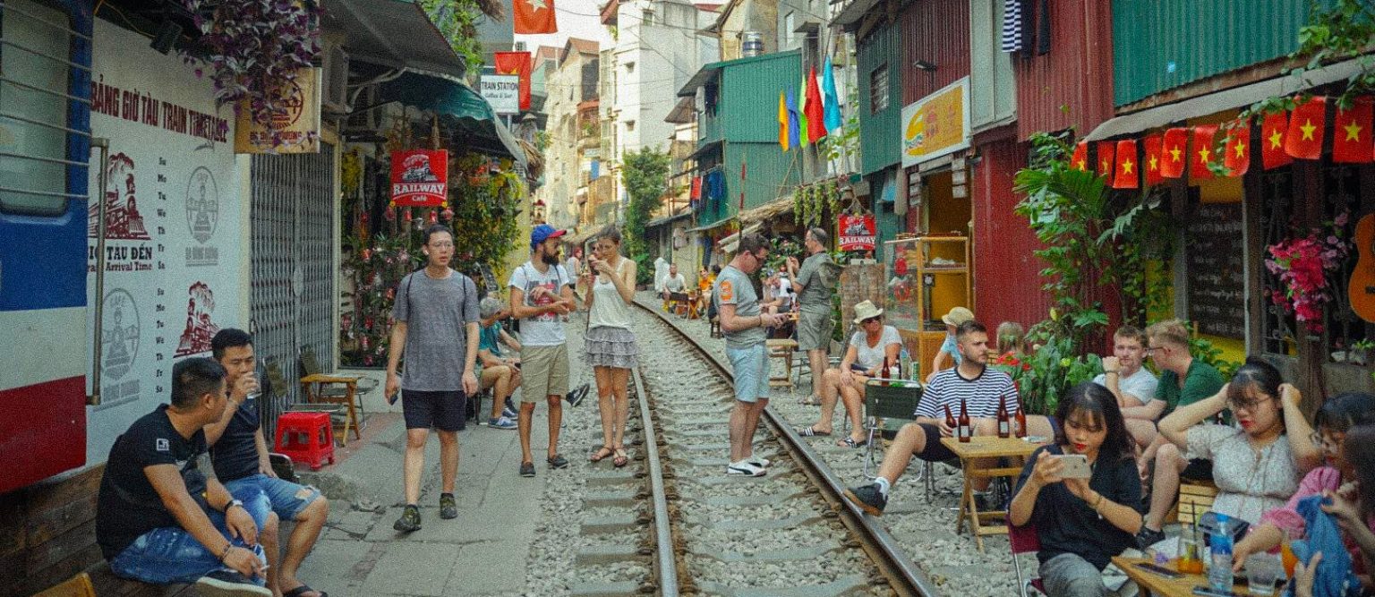 La rue du train à Hanoï : Horaire des trains et Guide de visite ...