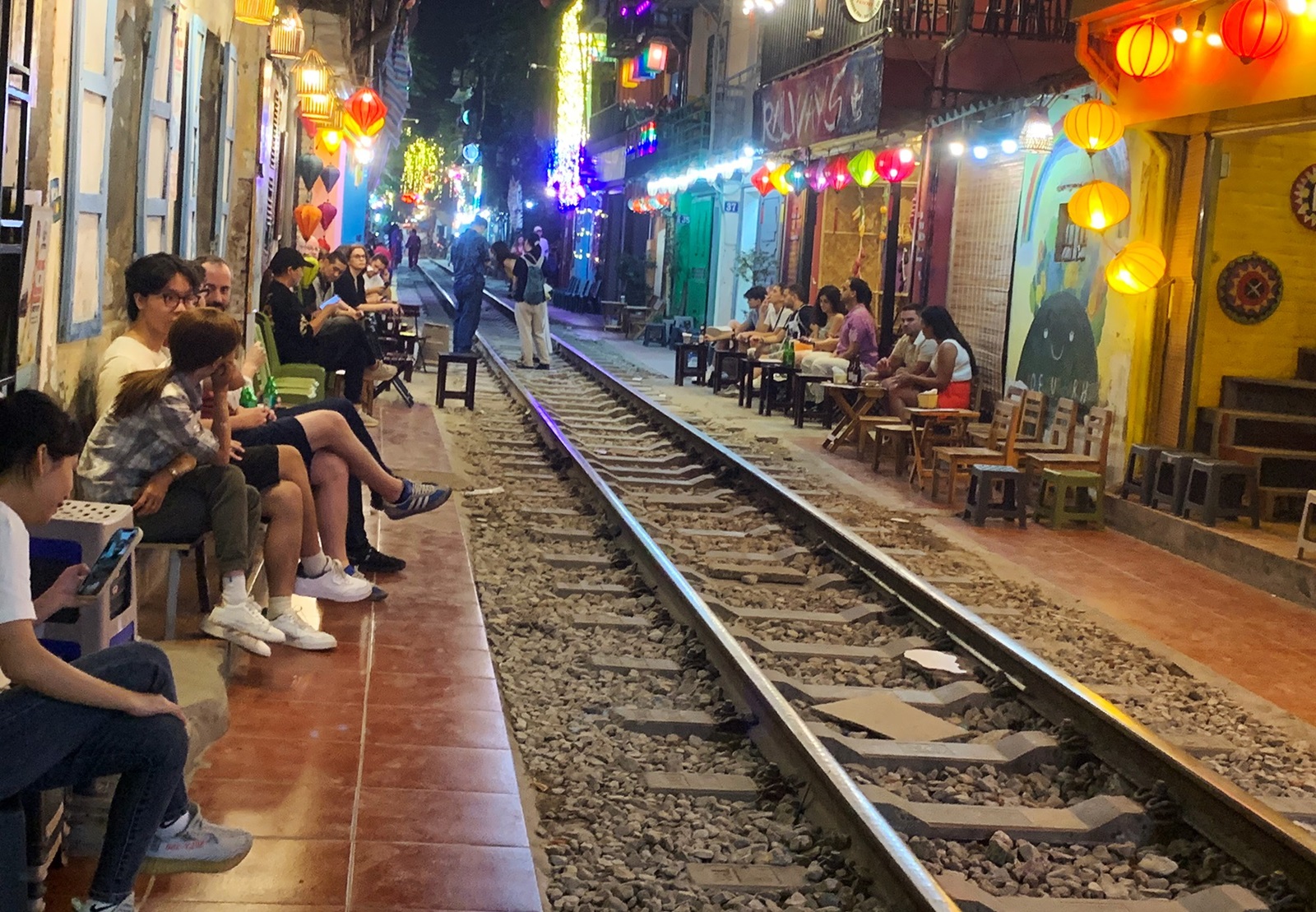 La rue du train à Hanoï : Horaire des trains et Guide de visite ...